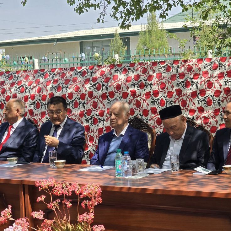 Муносиб яшамоқ бахти - zarnews.uz