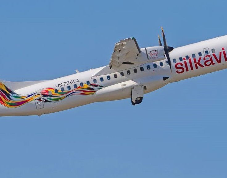 Samolyot bortida sigaret chekkan 70 yoshli yo‘lovchi jarimaga tortildi ...